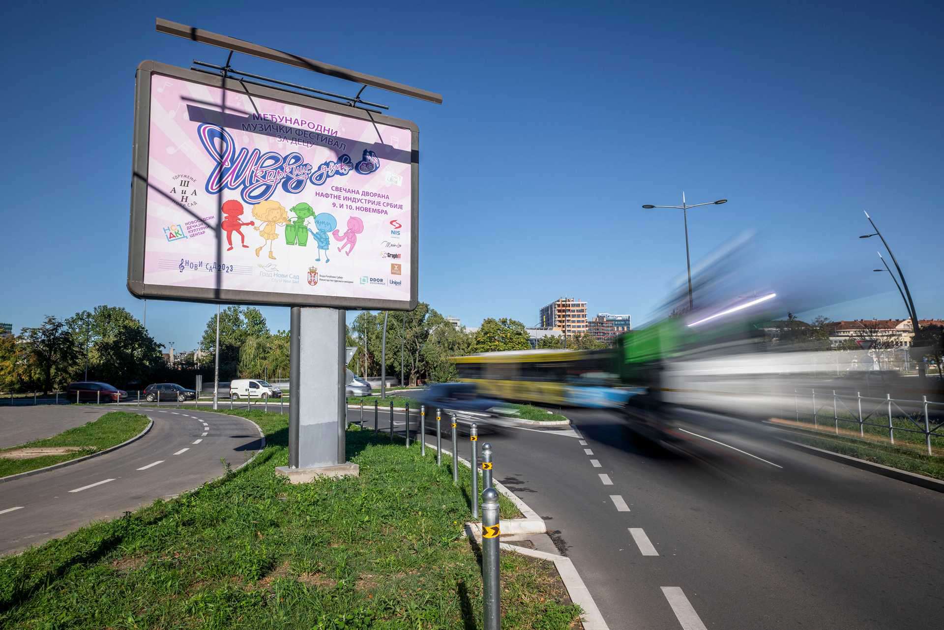 Billboard - Alma Quattro