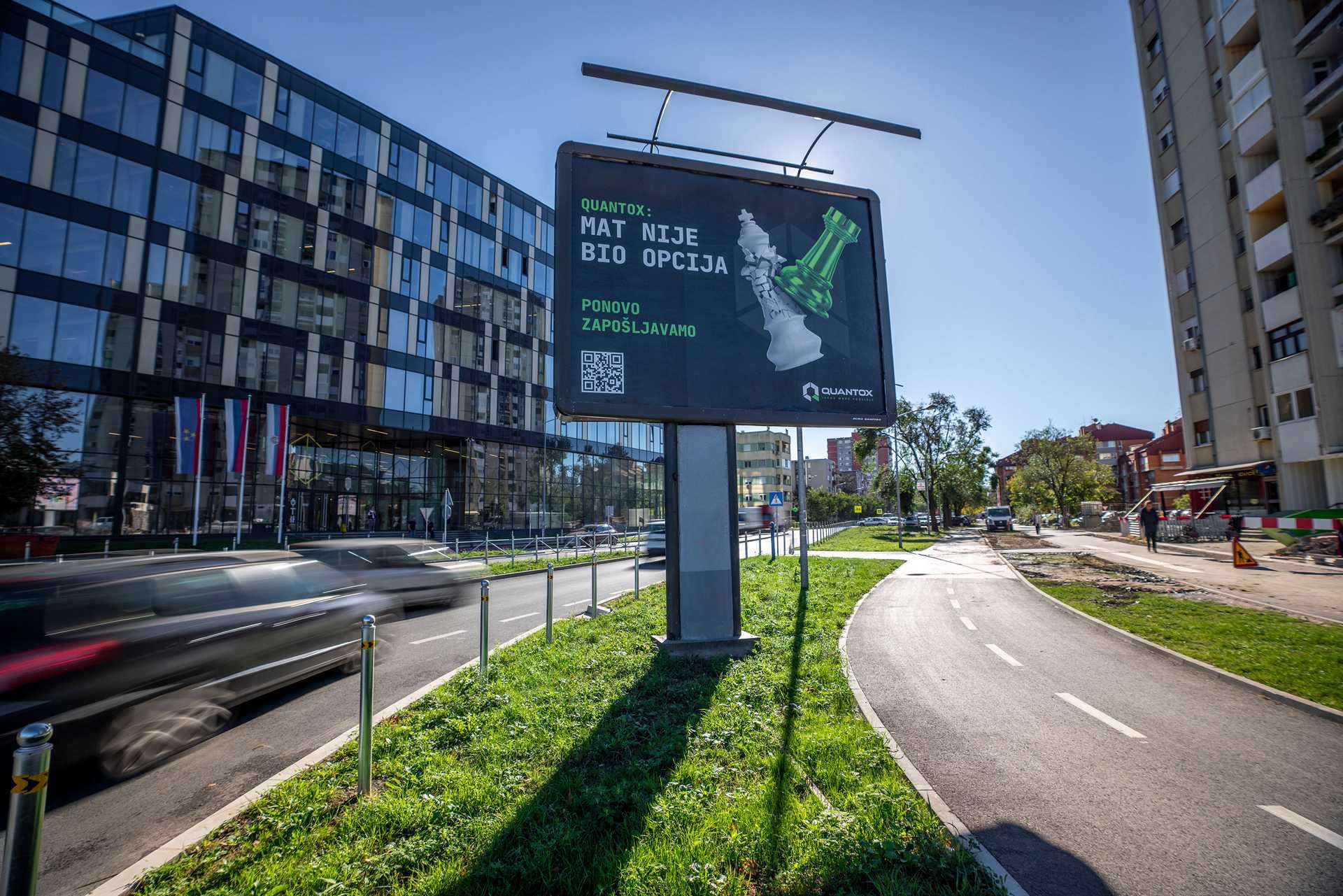 Billboard - Alma Quattro